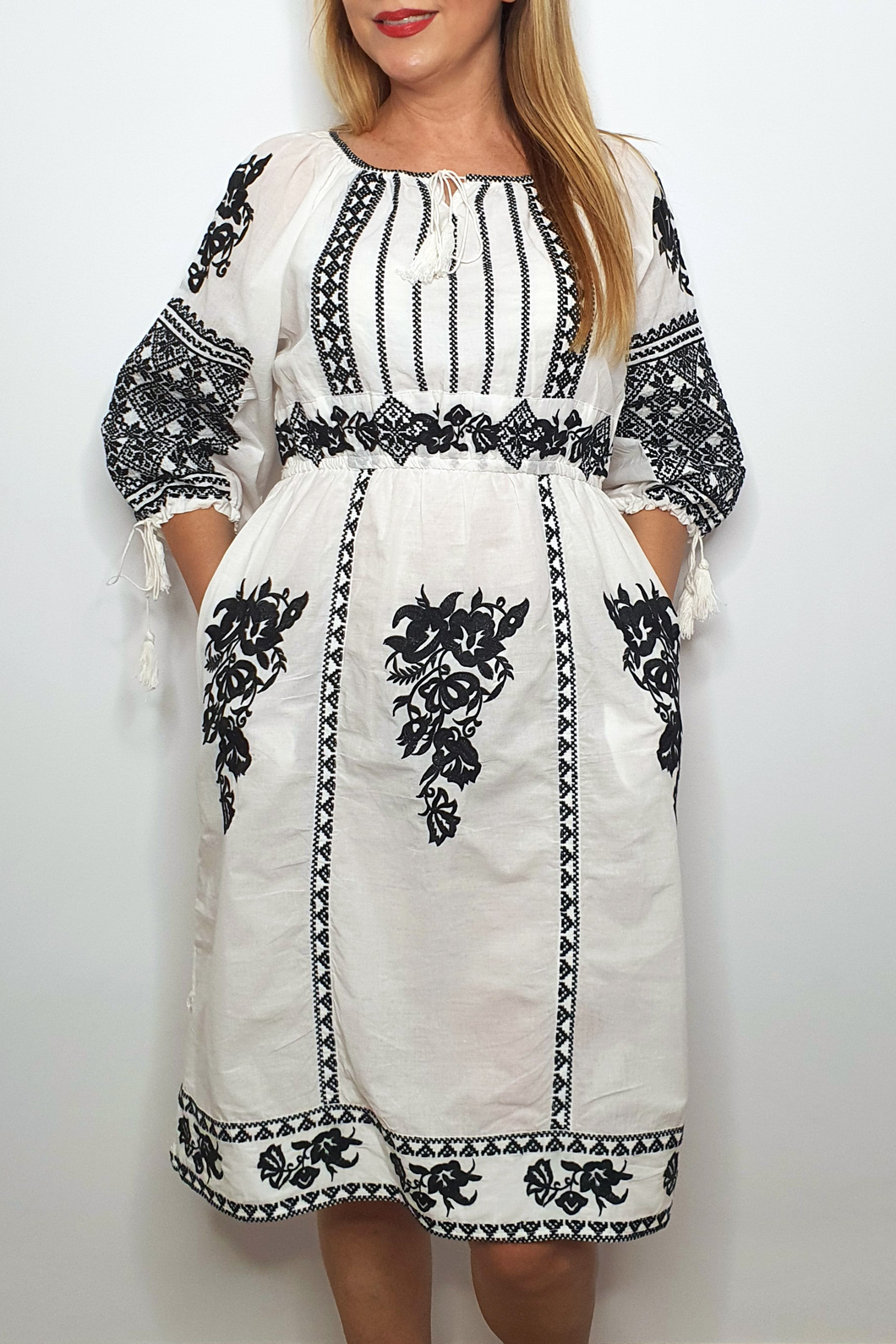 Rochie Traditionala Aiana 2 - Ie Traditionala